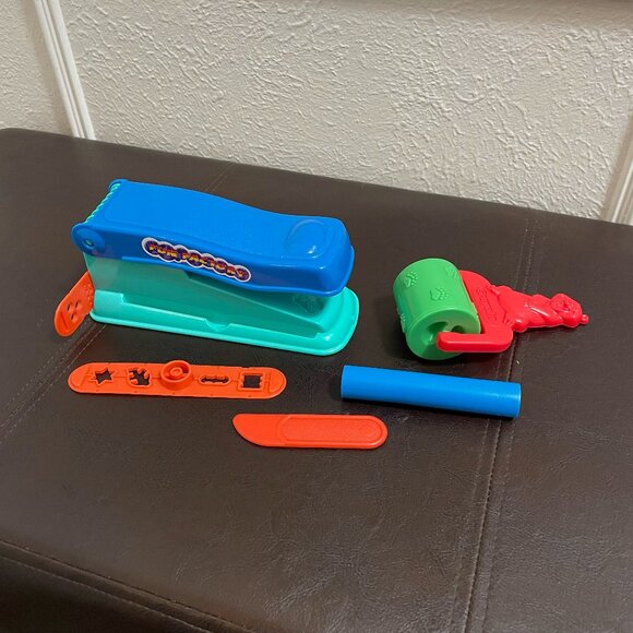 Play-Doh | Toys | Playdoh Basic Fun Factory Shape Making Machine Toy ...